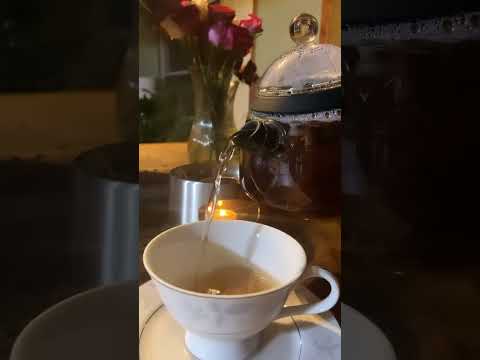 Elfin Glass Teapot with Infuser and Teapot Warmer