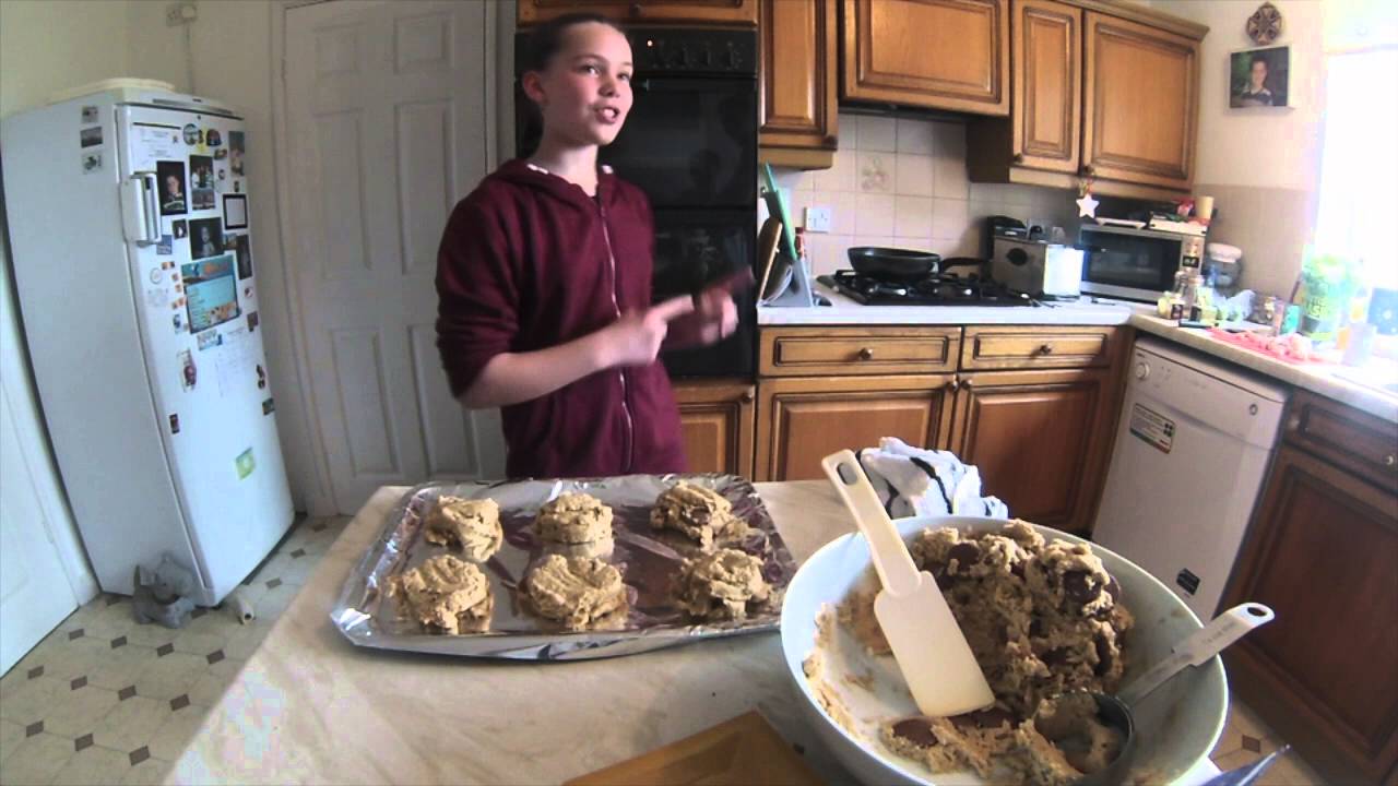 Chomping Chomp Cookies