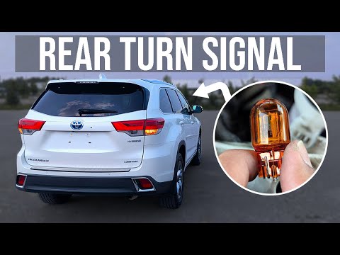 How to Replace Rear Turn Signal Bulbs on a 2015 Toyota Highlander by HowToo