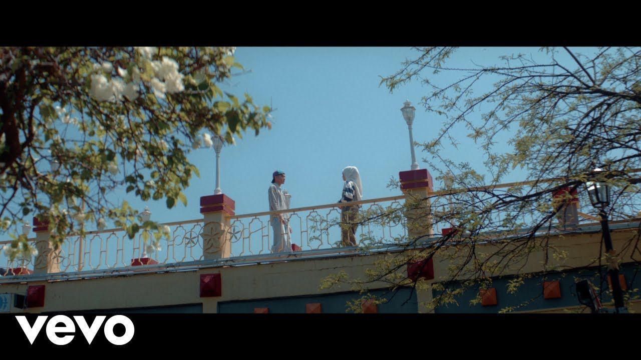 Insomniacks, Nabila Razali - Cerita Kita (Official Music Video)