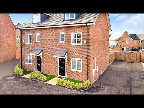 Valerian Way, Lestone Mews, Leighton Buzzard £430,000