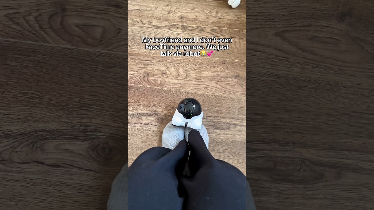 My boyfriend is a tiny little robot 😭 #robot #longdistancerelationship #boyfriend #couples