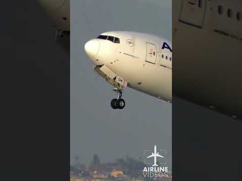 Air France 777 Takeoff