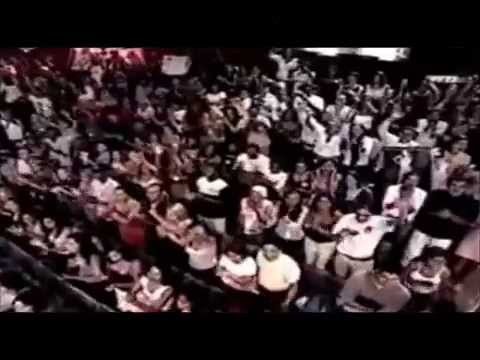 Is the name "Mariah Carey" hard to pronounce? (Foreigners pronouncing)