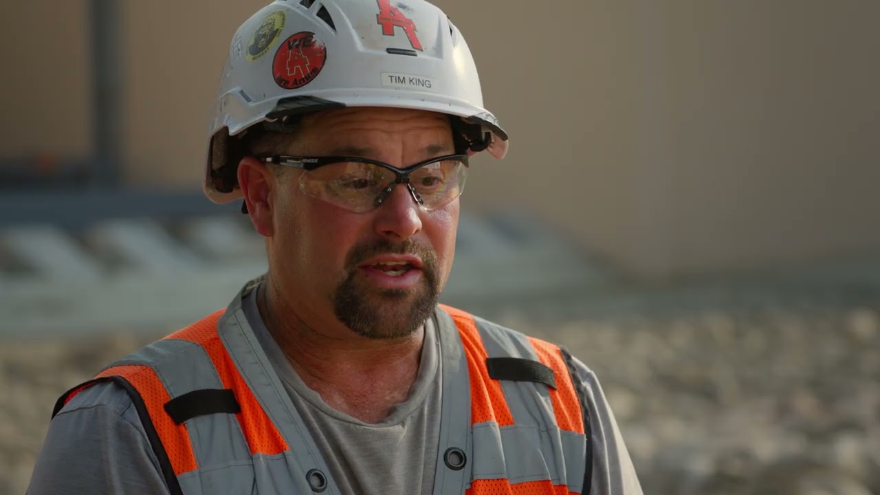 Faces of the Diversion: Tim King