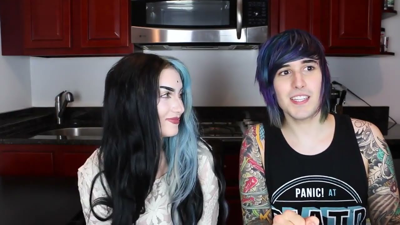 CrankThatFrank: WATCHING GROSS VIDEOS W/ MY GIRLFRIEND