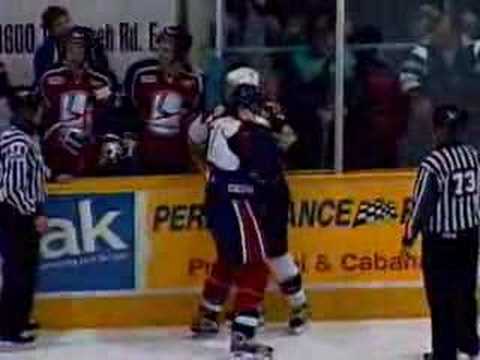 Corey Gault vs. Scott Todd, November 26, 2004 - Peterborough Petes vs ...
