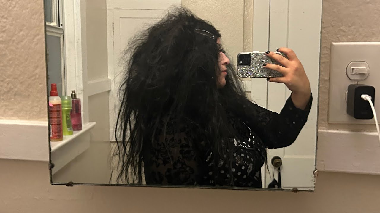 I went to GOTH NIGHT ALONE
