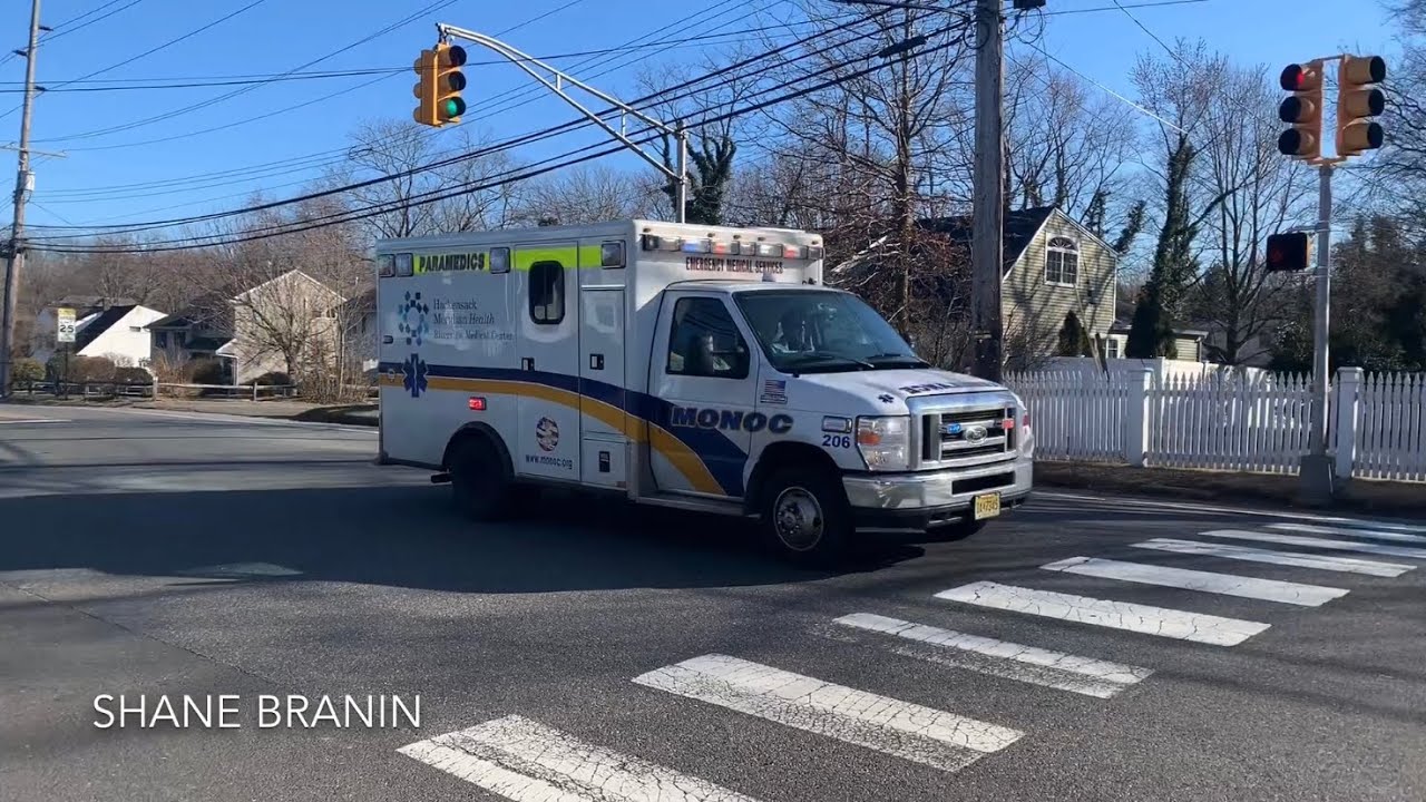 Monoc MICU 6 Ambulance 206 Responding