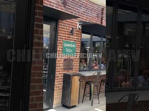 Fixins Soul Kitchen @ Oak Park | Sacramento, California | Random #Places ๐๏ธ