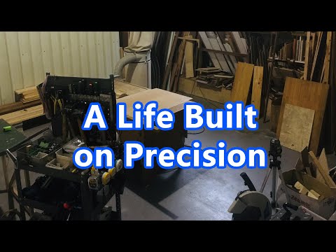 Daily Life of a Dedicated Carpenter: Craftsmanship in Every Detail