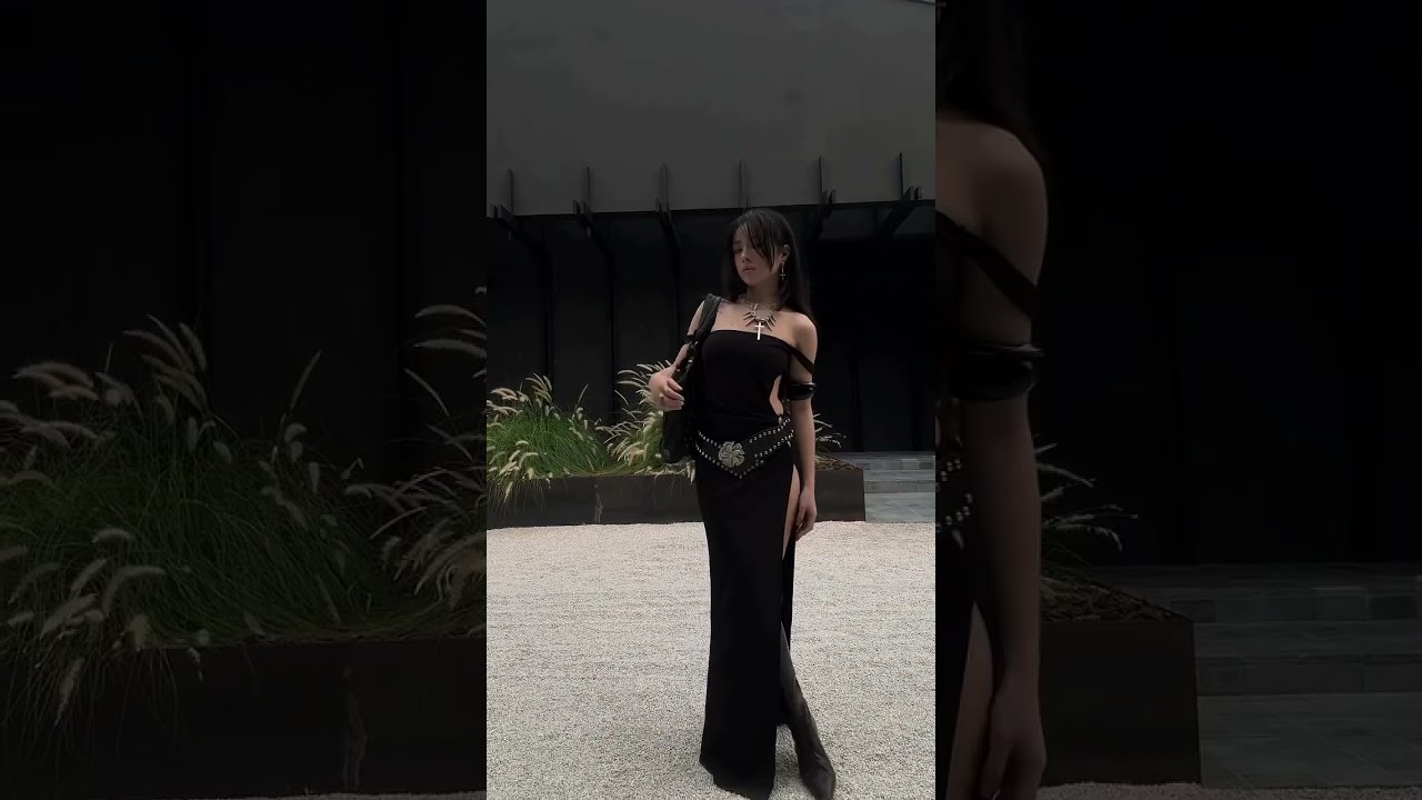 iconic is an understatement 😌 @nigumball in our JANINE 🖤