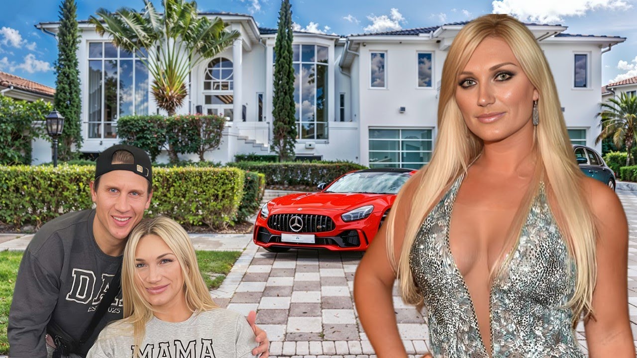 Meet Hulk Hogan's Daughter, Brooke Hogan(Husband, Twins, Net Worth & Lifestyle)