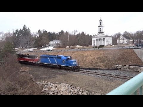CEFX 3164 (SD40-2 "Snoot") at Tyngsboro Bridge