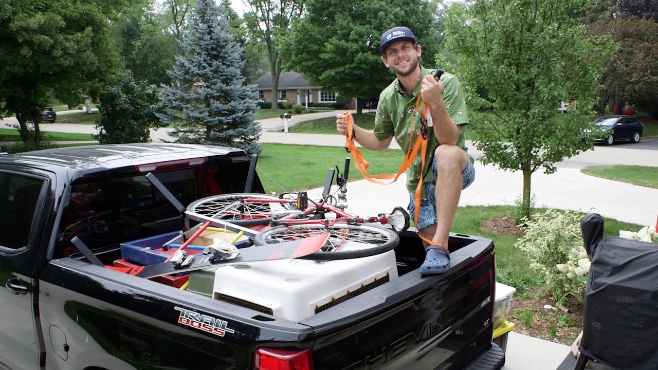 Dads Packing For Vacation