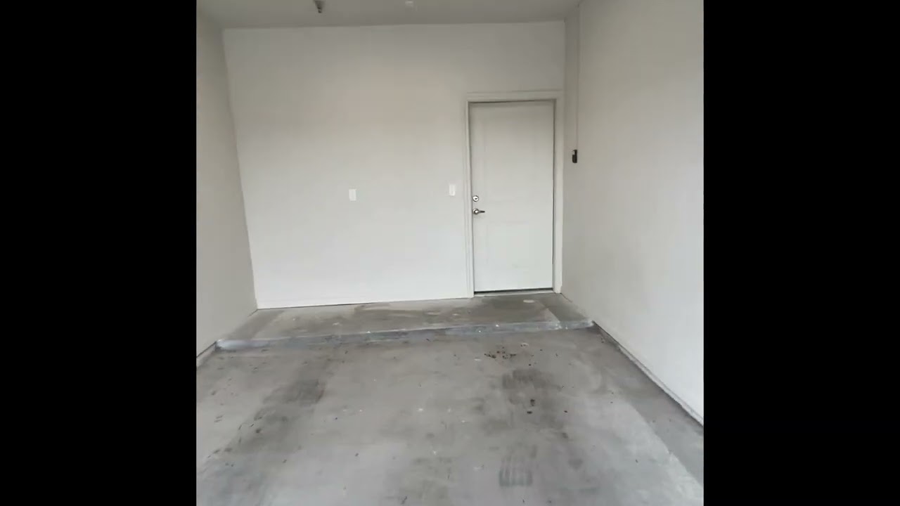 ATTACHED BREEZEWAY GARAGE