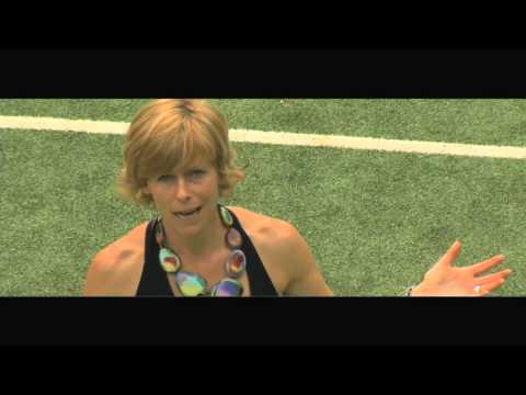 Honorary Doctorates 2013 - Proxima Veerle De Bosscher on doctor honoris causa Kim Clijsters