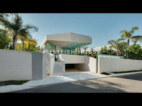 Cantilevered Rooftop Pool and Sea Views | Stunning Jellyfish House in Marbella