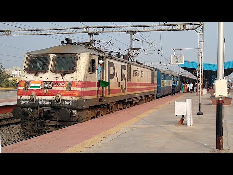 NAVJEEVAN EXPRESS With OFFLINK GZB WAP 5 | "MELODIOUS" ANNOUNCEMENT ARR. DEPARTURE | INDIAN RAILWAYS