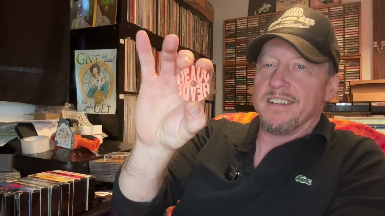 Heavy Heads Records Used Media Haul #usedvinyl #vhs #cassettes #onlinerecordstore #springfieldmo