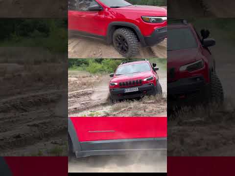 Jeep Cherokee TrailHawk #jeep #automobile #jeeplife #offroad #jeeplove #mud #jeepcherokee