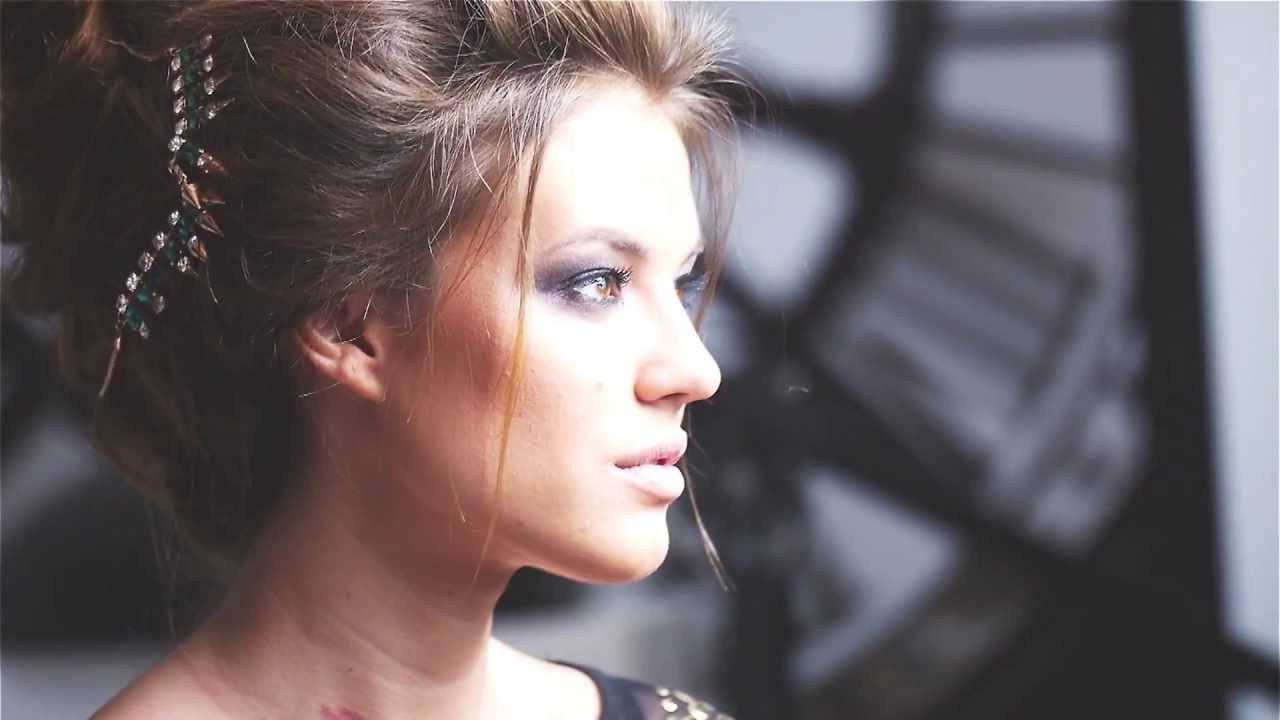 MONE STUDIO mini-backstage for Xenia Barasheva.