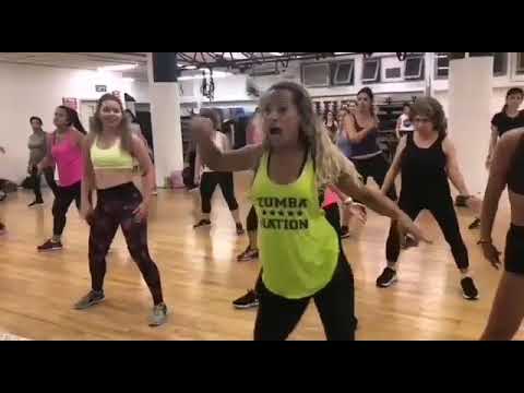 Toy zumba choreo with instructor Ana Celia de silva