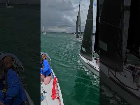 Leebowing the Fleet with Speed at the start #narrows2024