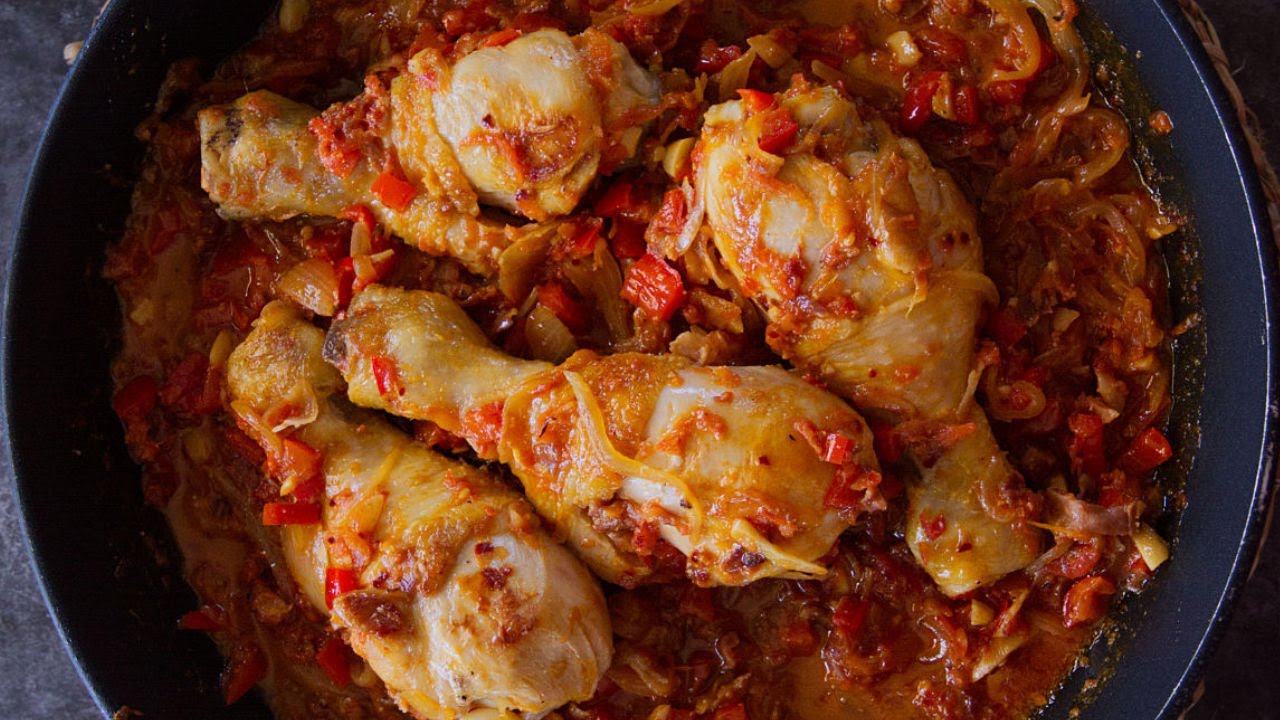 Spanish Chicken Chilindron (Pollo al Chilindrón)