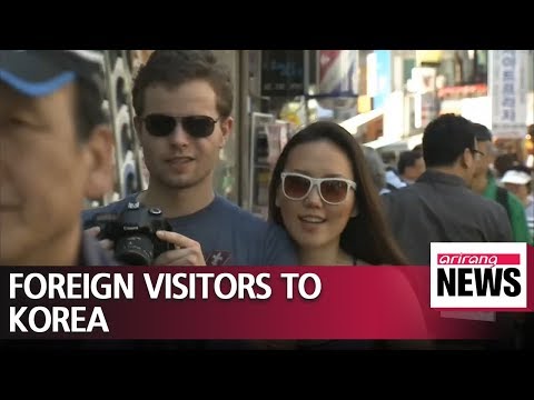 Number of visitors to Korea grows in March after 12 months of decline