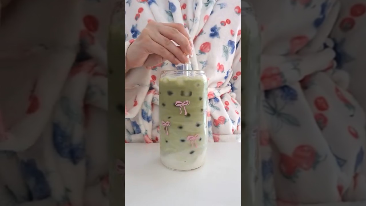 that girl morning routine 🎀💖 #morningroutine #preppy #aesthetic #shorts #thatgirl #skincare