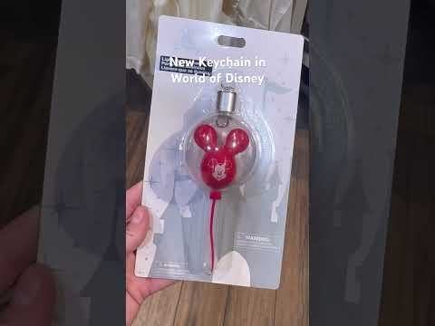 Mickey Balloon Keychain 🎈 #disney #disneymerch #disneyworld #disneystyle #disneyparks #outfit #wdw