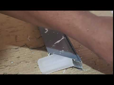 ALUMINIUM FABRICATION WORK . DOOR CORNER SETTING . #trending #virelvideo #youtubevideo