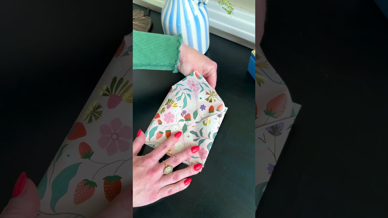 🎁 How to wrap a gift card! #giftcards #papercrafting #birthday