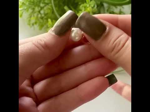 How to Wear Invisible Clip-On Earrings for a Comfortable Pierced Look (No Piercing Needed!)