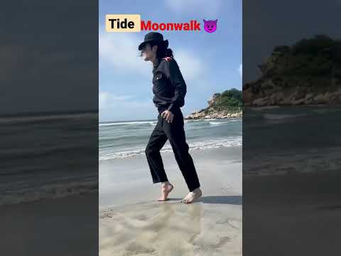 #seabeach #moonwalk collapse😂Michael Jackson still alive🕴🏻🔥#jam #mj #michaelzaxon#dangerous#shorts 😍