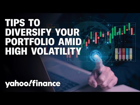 Investors should be diversified away from the Mag 7, analyst says