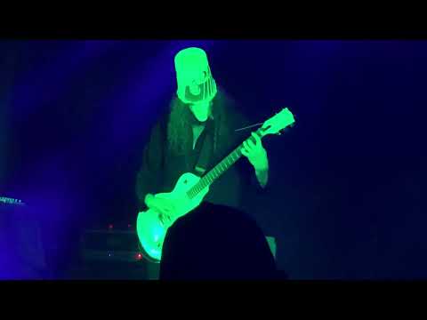 Watch: Here's Buckethead at His First Show of 2023, Audience Played ...