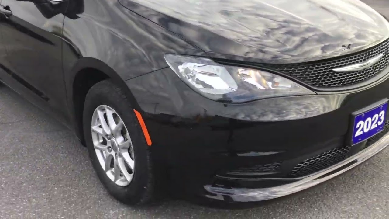 2023 Chrysler Grand Caravan SXT Front-Wheel Drive Passenger Van