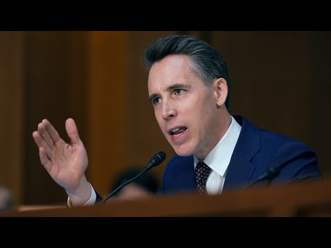 Missouri Senator Hawley co-sponsoring legislation to raise the federal minimum wage