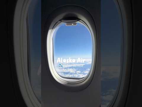 Everything I ate on my first class flight on Alaska Airlines #foodie #travelvlog #firstclass #food