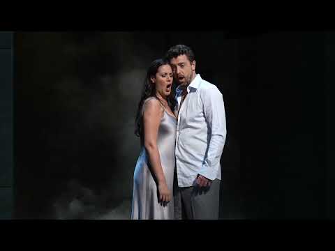 Metropolitan Opera :: Reviews, Schedules & Photos