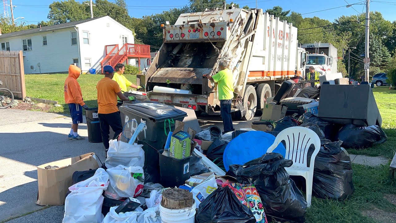 Garbage Truck VS A Massive Bulk Pile