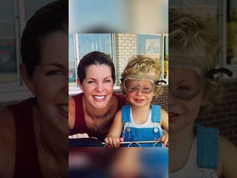 Throwback with my mom ๐โค๏ธ
