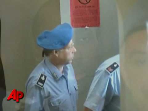 Amanda Knox, Ex-beau Indicted in Murder Case
