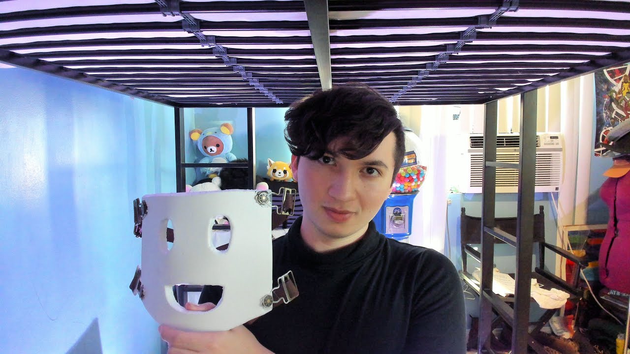 High-rise Invasion: my First Cosplay mask!