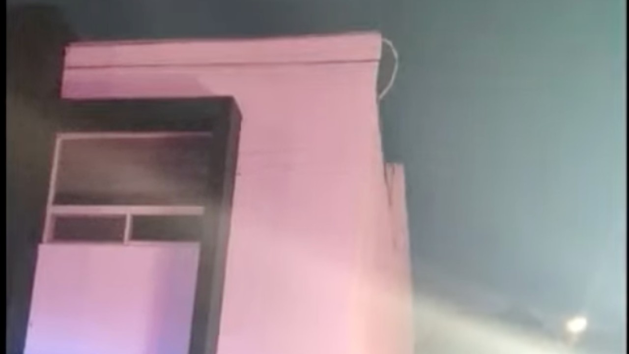 Man Electrocuted While Painting a House in Monterrey