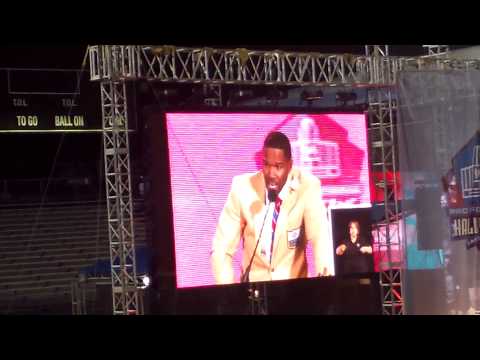 Michael Strahan 2014 Hall of Fame Acceptance Speech (from the Stands)