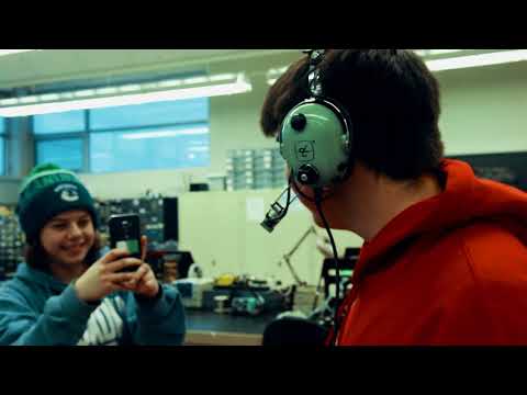 QUICK TOUR of the School of Aviation at Canadore College!