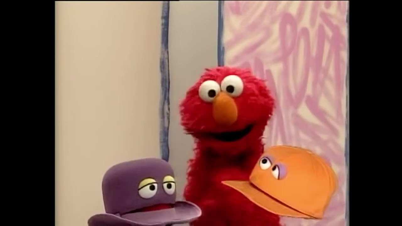 Elmo’s World: Hats - Interview & Imagination